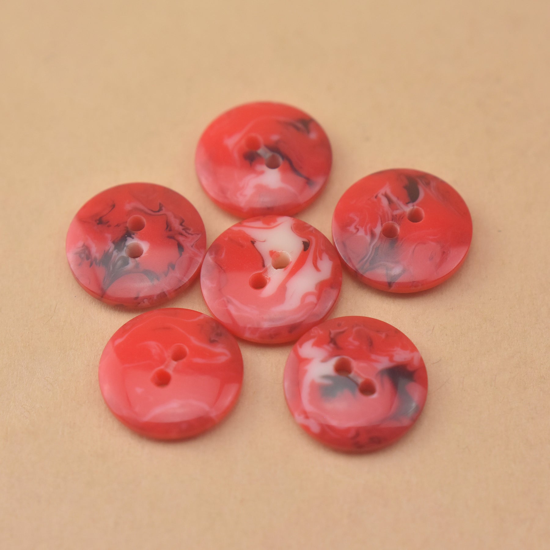 Botones Marmol imitacion modelo Z49. Caja 101-BB | Punto y Cruz